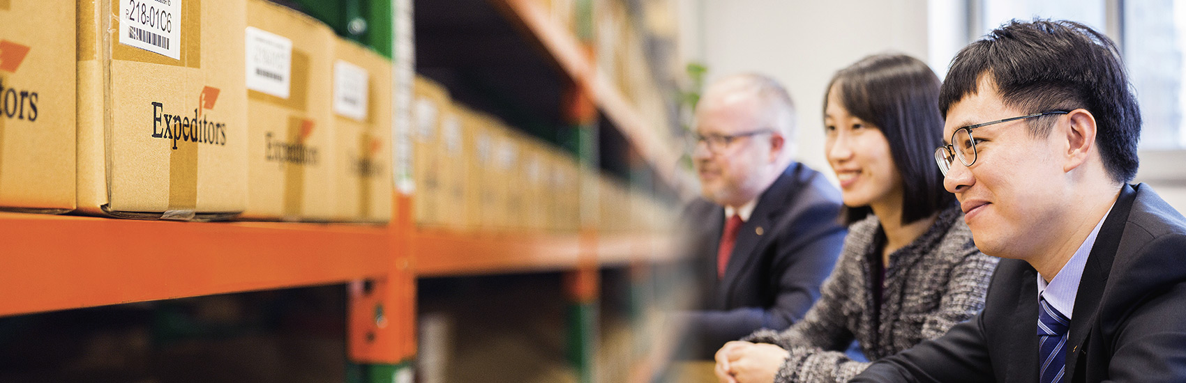 Services - Global Logistics - Expeditors